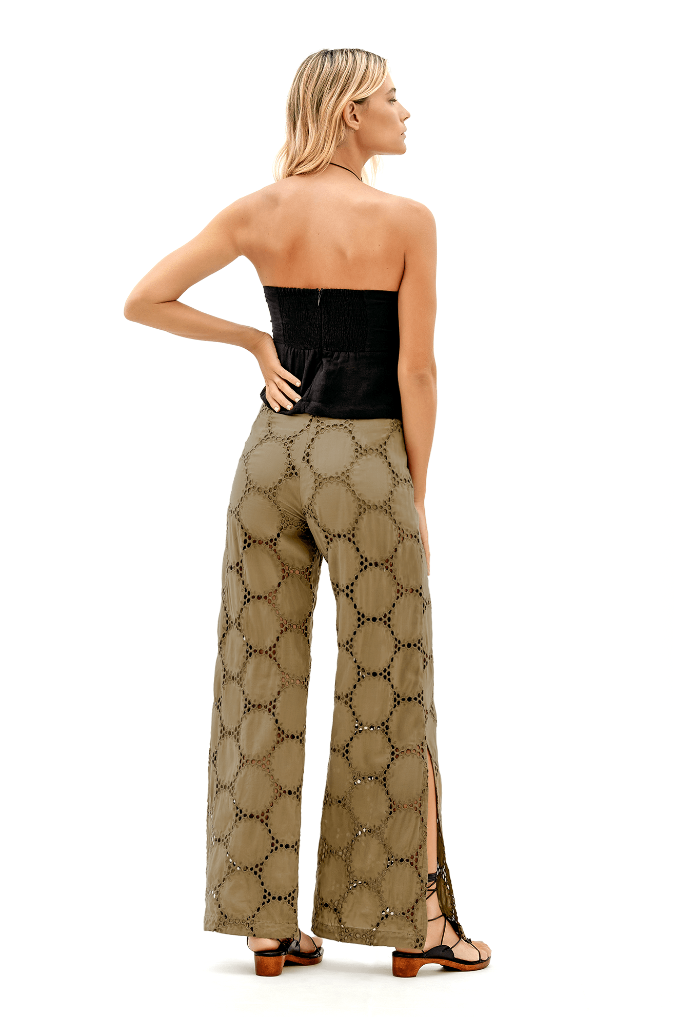 Top Iris Black e Calça Ester Pistachio - ViX Paula Hermanny Brasil