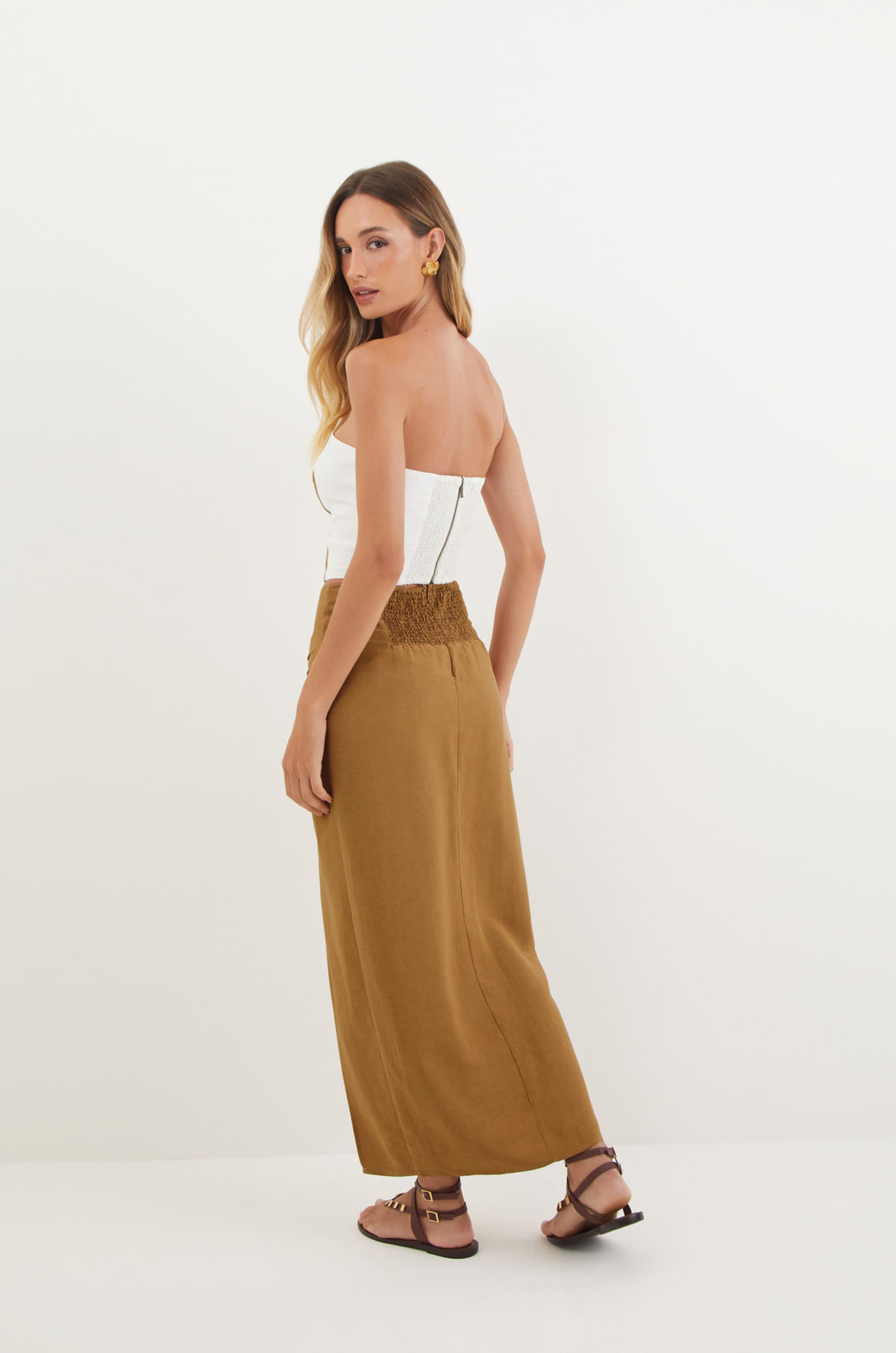 Top Alessia Toffee e Saia Midi Iuna Toffee - ViX Paula Hermanny Brasil