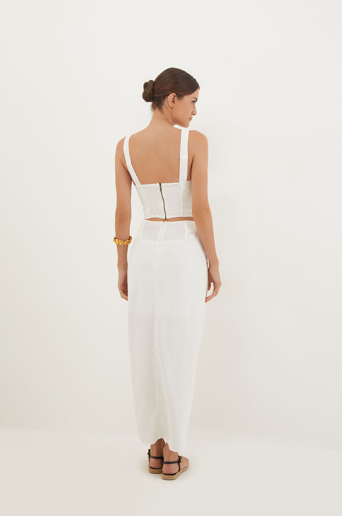 Top Gail Off White e Saia Longa Clara Off White - ViX Paula Hermanny Brasil