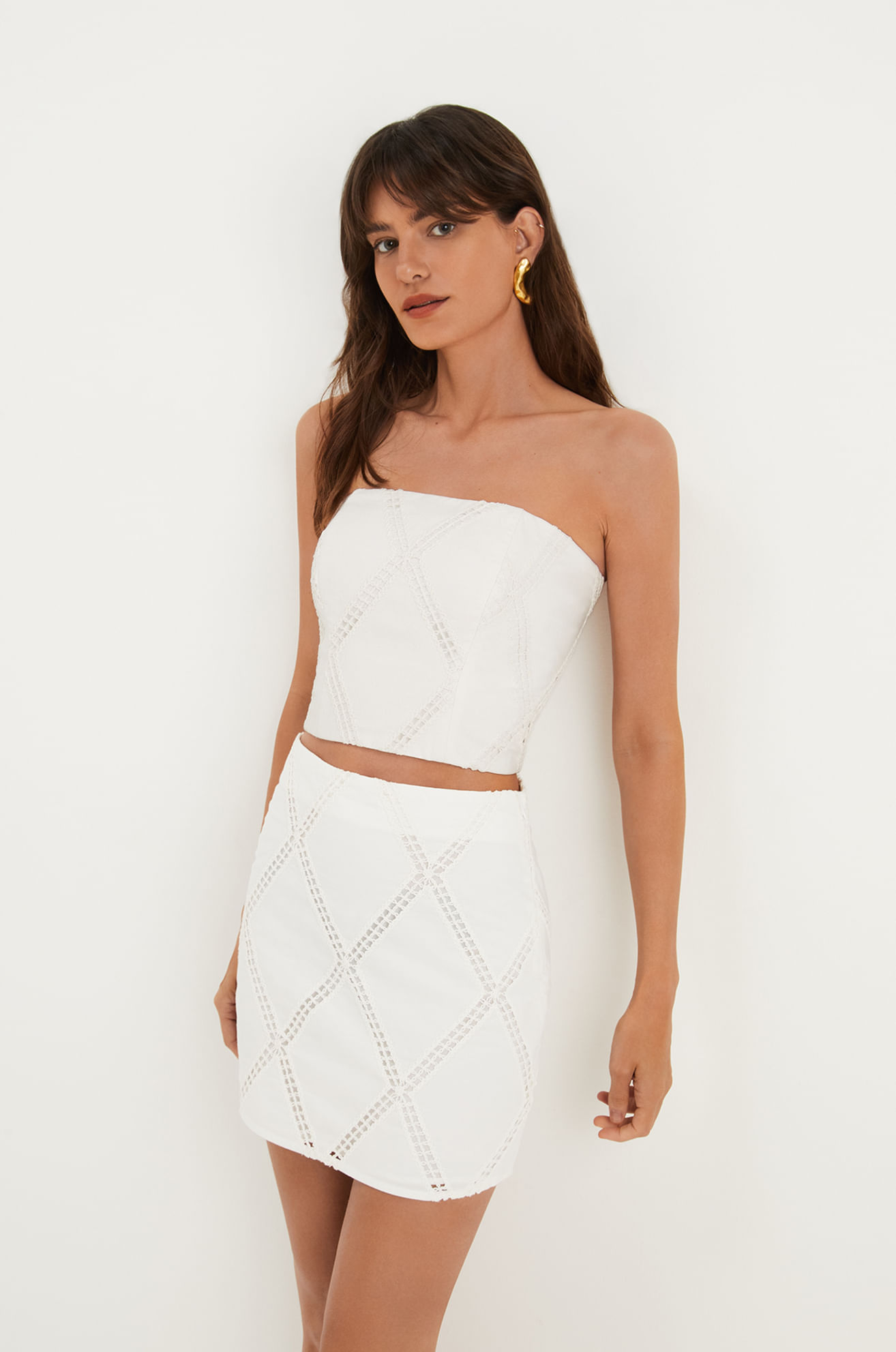 Top Mei Off White e Saia Curta Mei Off White - ViX Paula Hermanny Brasil