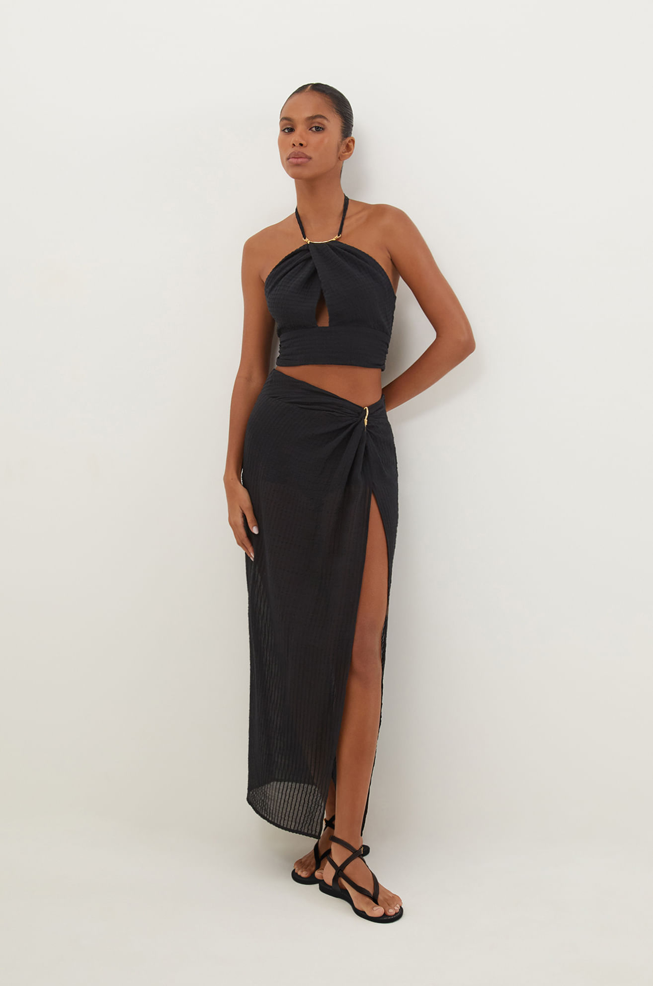 Top Coco Black e Saia Midi Thea Black - ViX Paula Hermanny Brasil